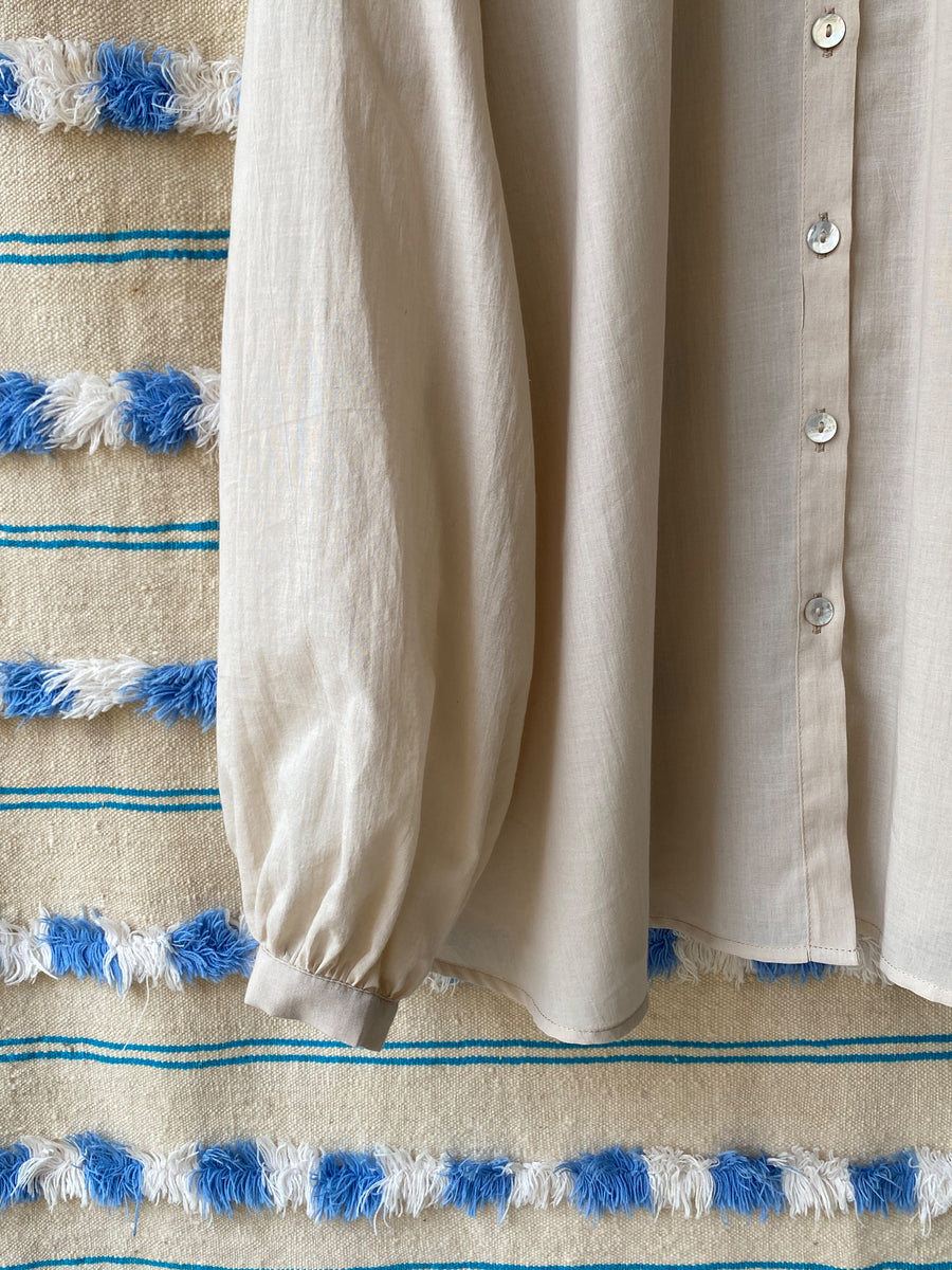 Bendix Shirt, cotton lawn chalk – La Bagatelle